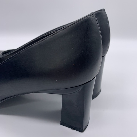 Stuart Weitzman | Shoes | Stuart Weitzman Matte Leather Chunk Classic ...